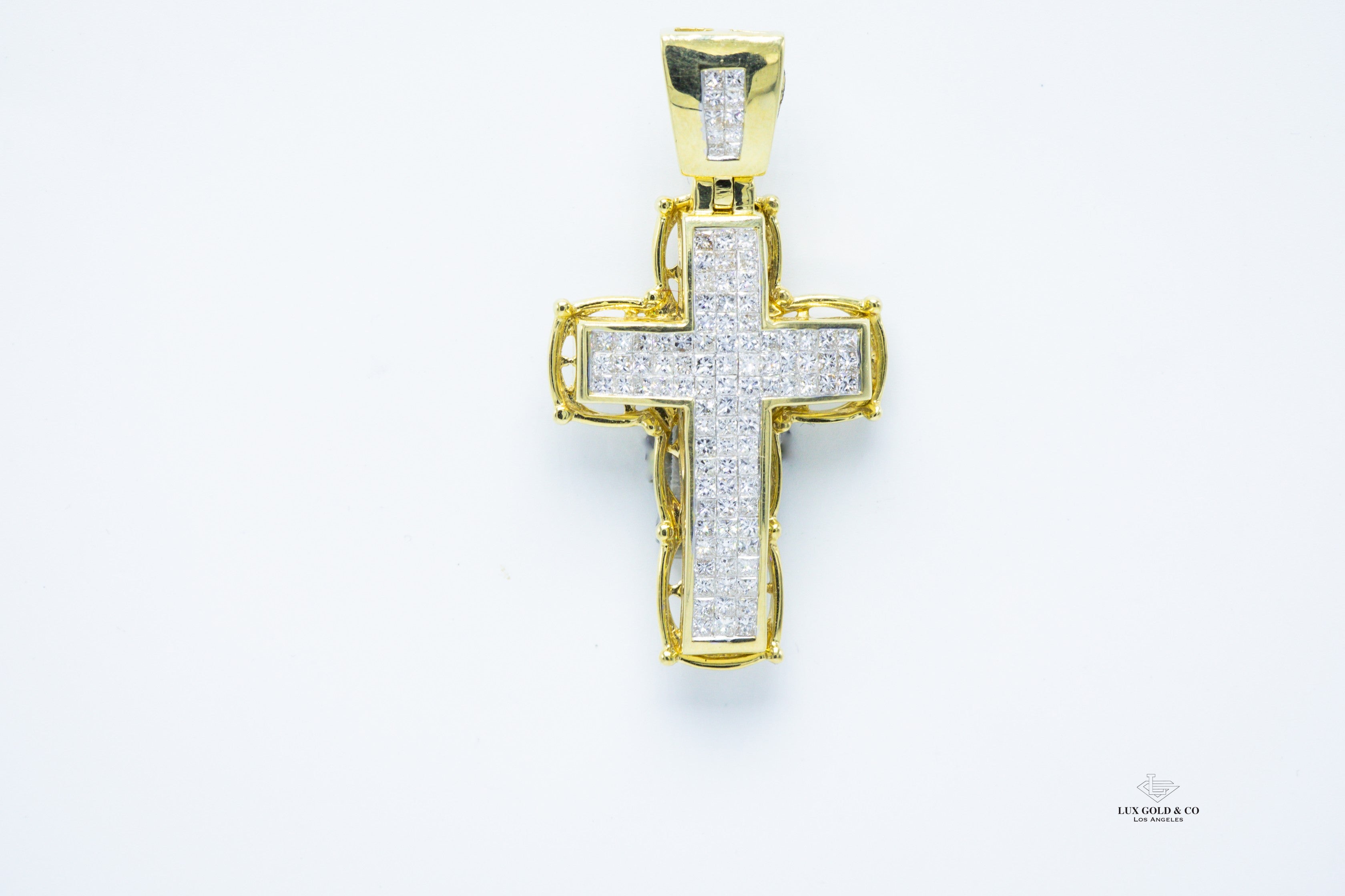 Invisible Cross – LuxGold & Co Inc